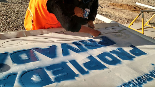 Elaboración de letreros con plancha metálica – Ingesolda